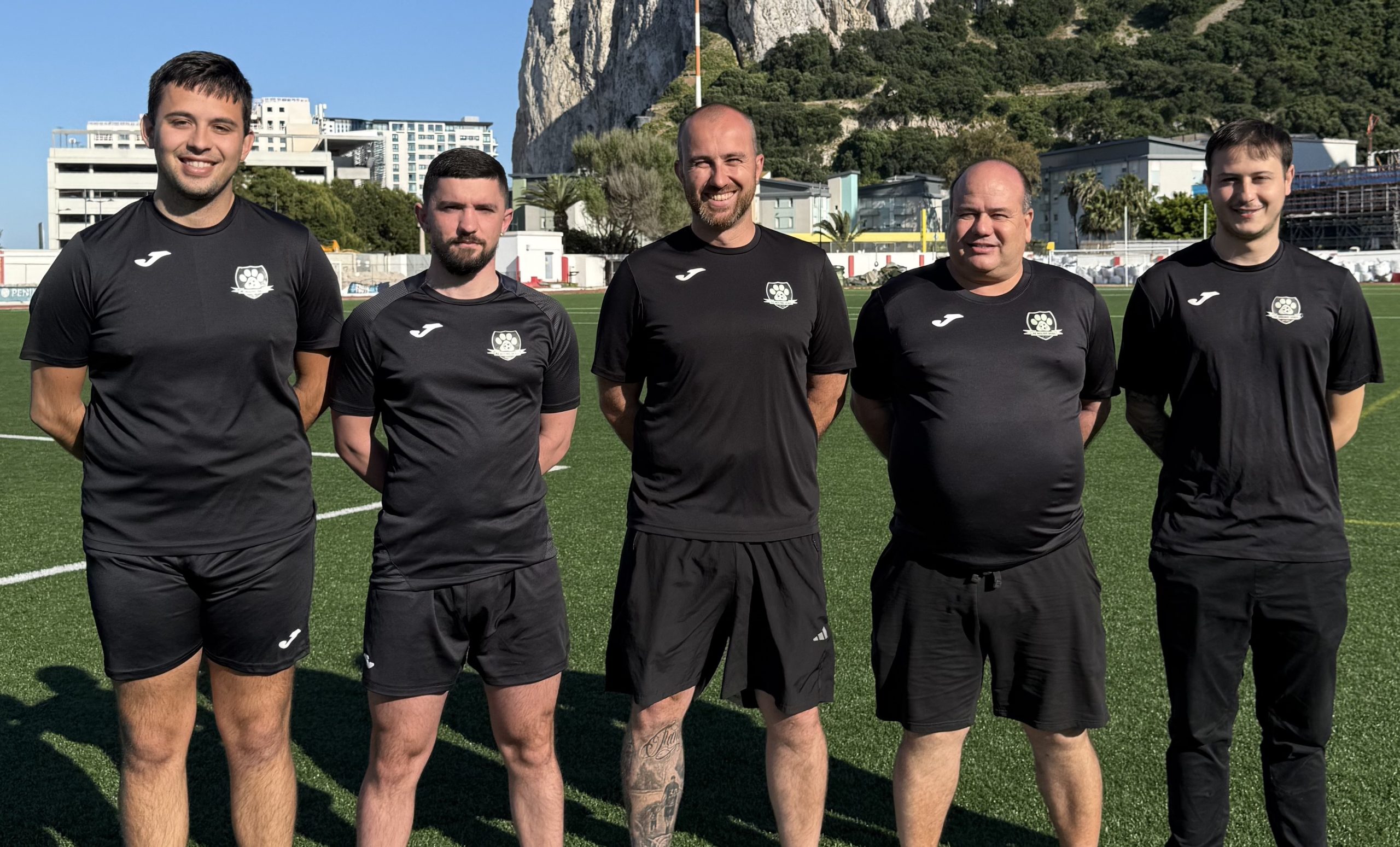 MEET THE COMMITTEE - FC HOUND DOGS